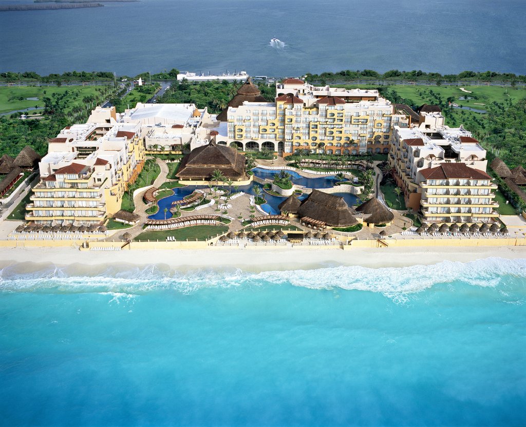 Fiesta Americana Cancun Pool